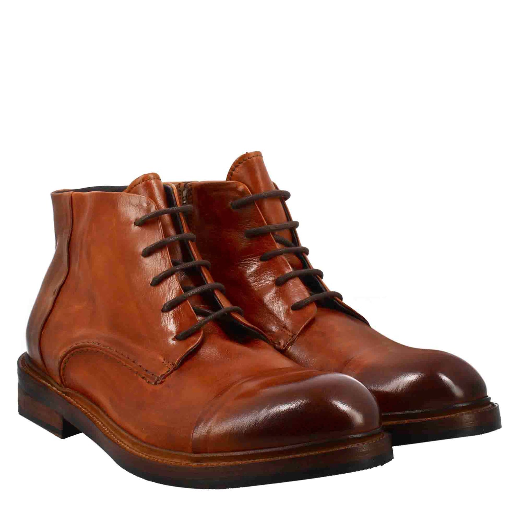 Medium diver men's amphibious boot in tan-coloured washed leather ...